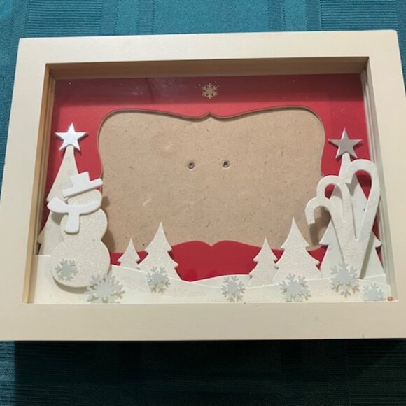 Hallmark | Holiday | Hallmark Christmas Shadow Box Frame For A 4 X 6 ...